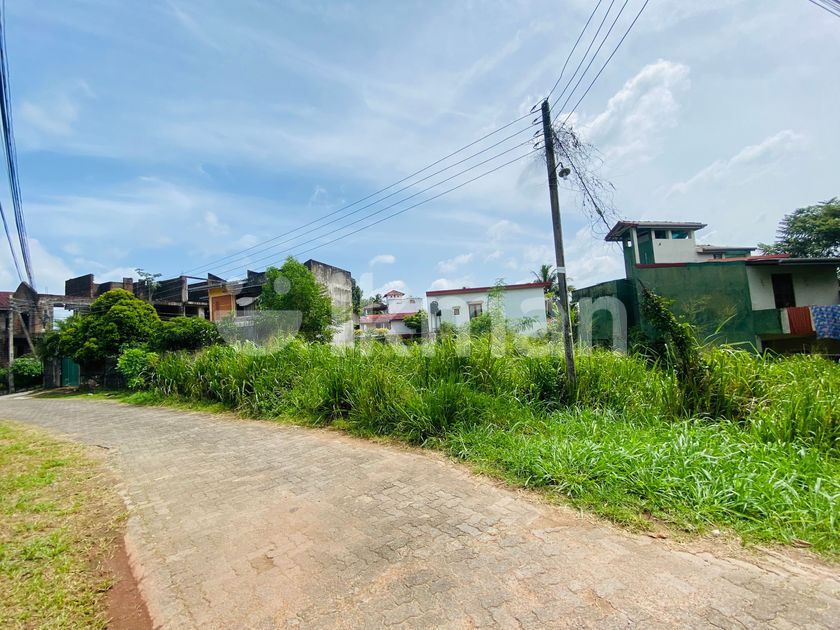 10P Superb Land at Jayanthi MW, Close to Pittugala Junc. Malambe | ikman