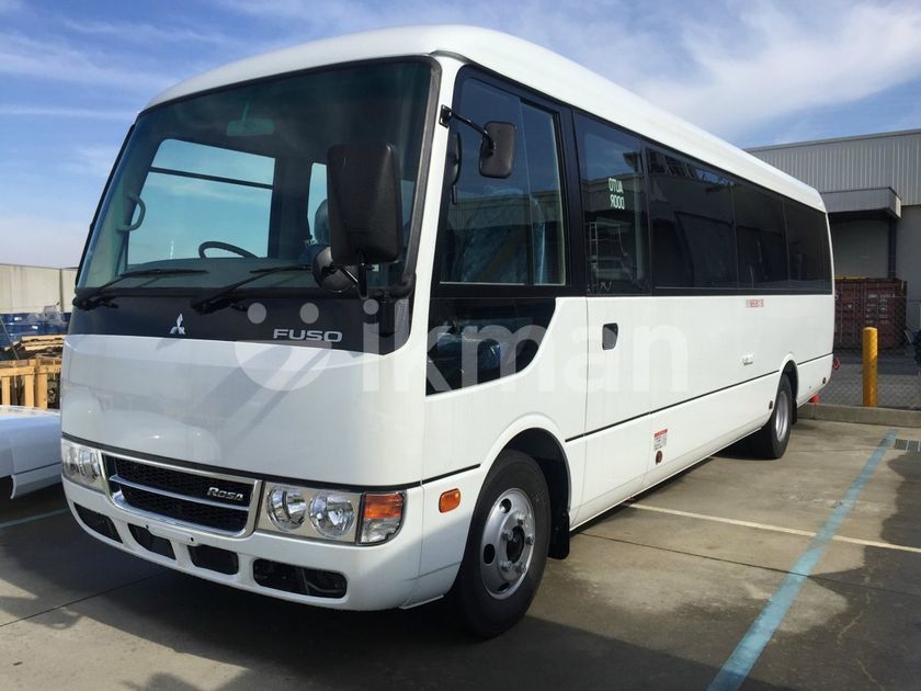 17/25/33 Seats Ac Bus for Hire Rosa coaster for Sale in Pannipitiya | ikman