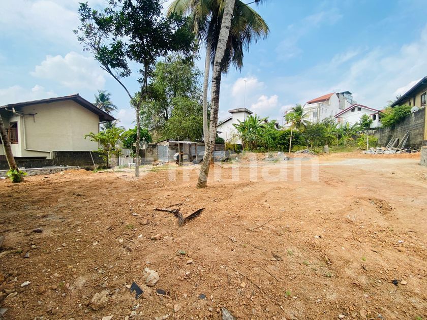 17.5P Superb Land, Walking Distance to Main Rd, Pelawatta, Battaramulla ...