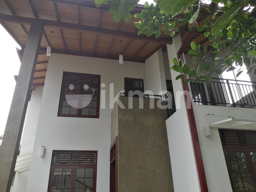 2 Storey House for Sale in Vidyala Junction, Thalawathugoda | ikman