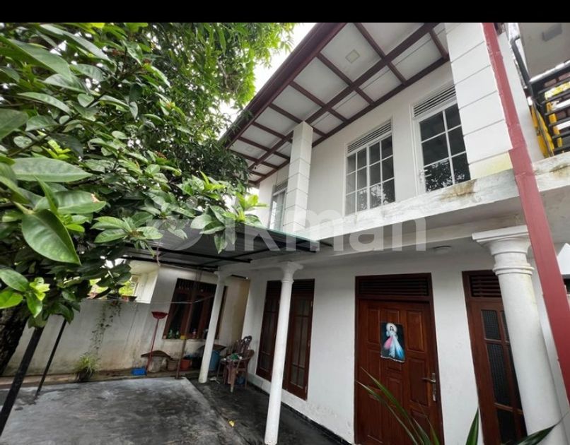 2 Story B Type House for Sale Nivasipura Scheme Raddoluwa | ikman