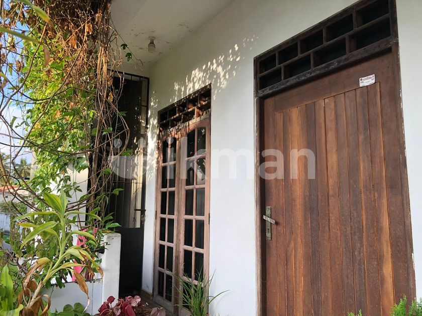 2 Story Fully Separate Unit House For Sale In Kawdana Dehiwala | ikman