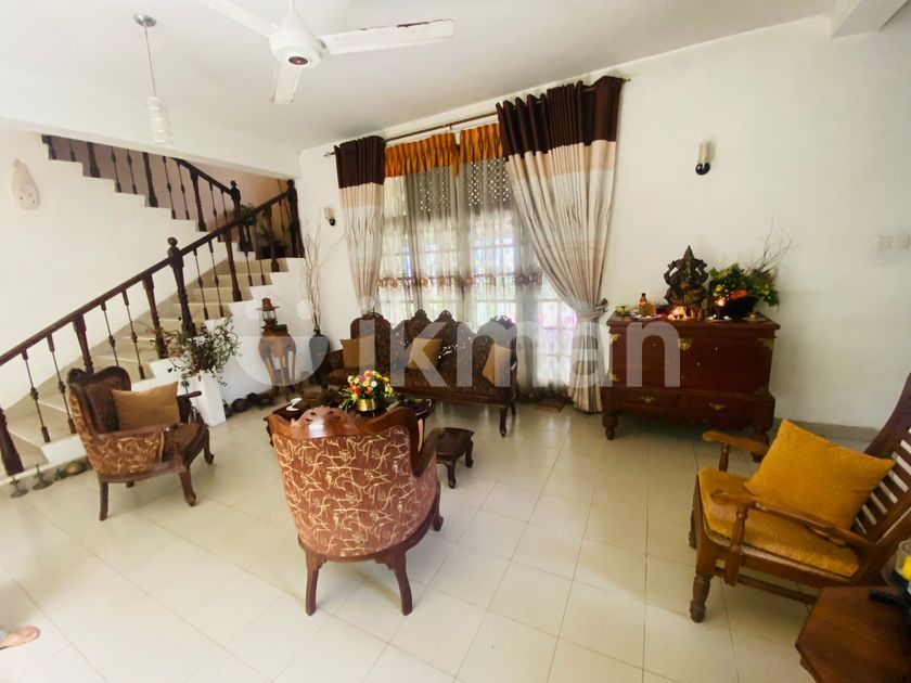 20 P Land with Well Maintained House Lake Rd, Pelawatta | ikman