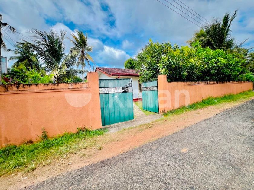 20 Perches Valuable Land With 3BR Single Story House For Sale Negombo ...