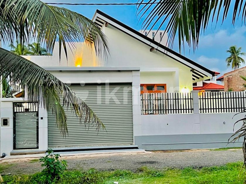 2024 Solid Built Single Story 3 BR Luxury Brand New House Sale Negombo ...