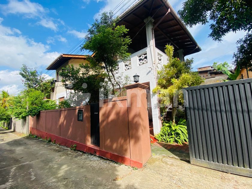 20P with Well Maintained House at LAND VALUE Lake Road Pelawatta | ikman