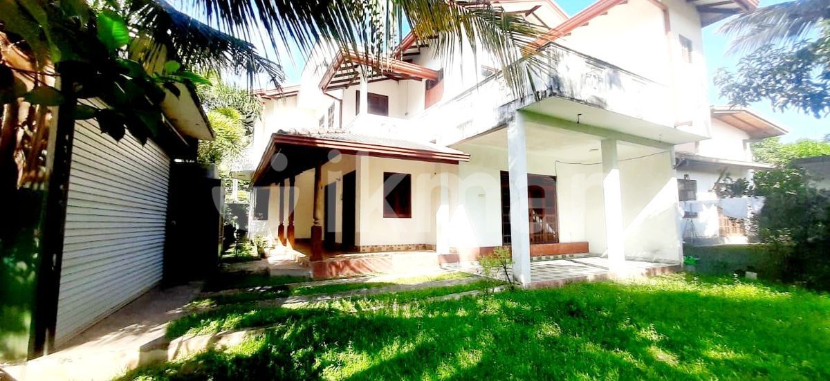 3 Storey House for Sale in Moratuwa | ikman