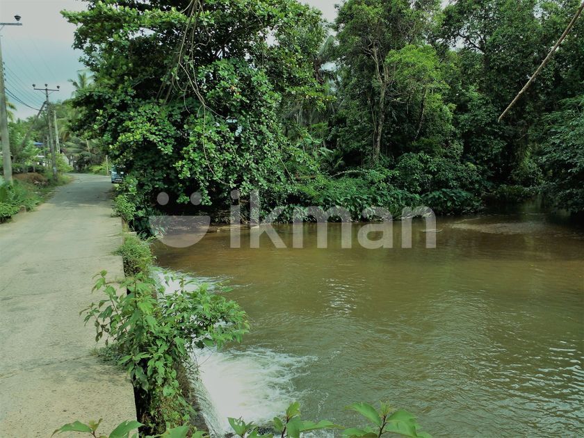 _(340P) _Plots in Padukka town facing Mawak Oya | ikman