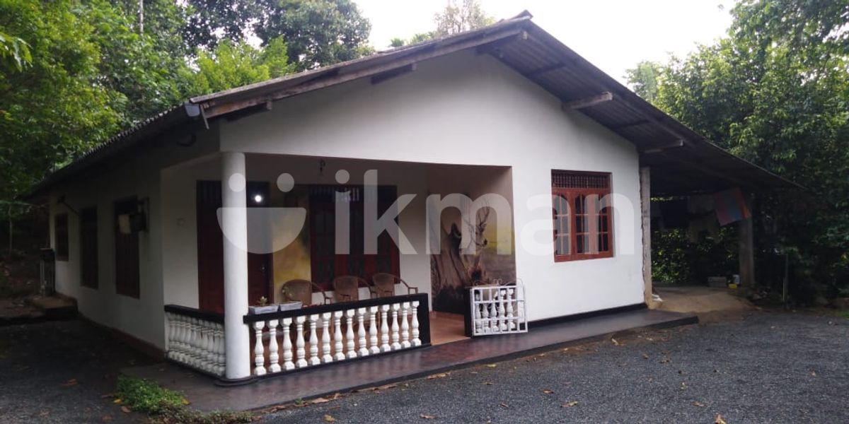 3BR (25P) Luxury House for Sale in Alawathugoda, Mathale | ikman
