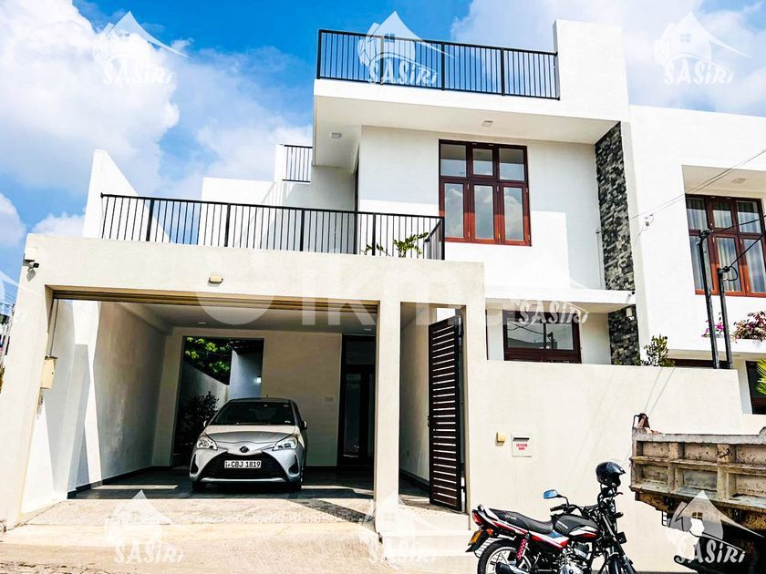 4 Bed With Brand New Luxury House For Sale | ikman