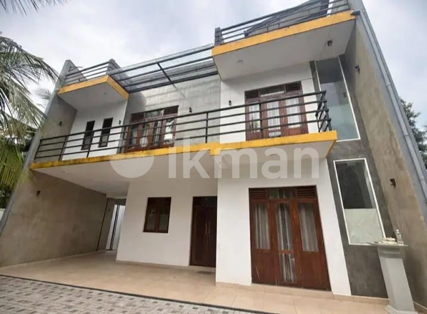 4 Bedrooms fully furnished House for rent Malabe MP2 | ikman