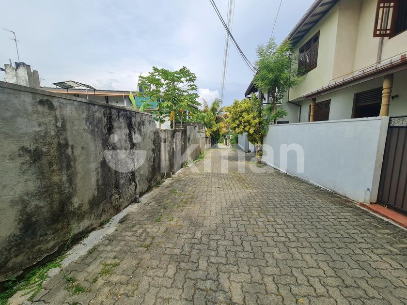 6P Residential Property For Sale in Embuldeniya | ikman