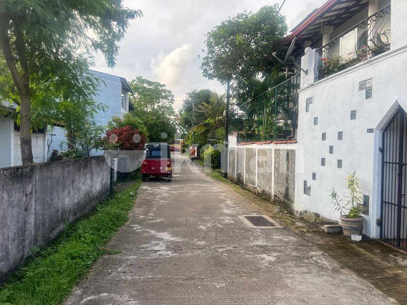 7.2 perches square land for sale in katubedda thelawala road | ikman