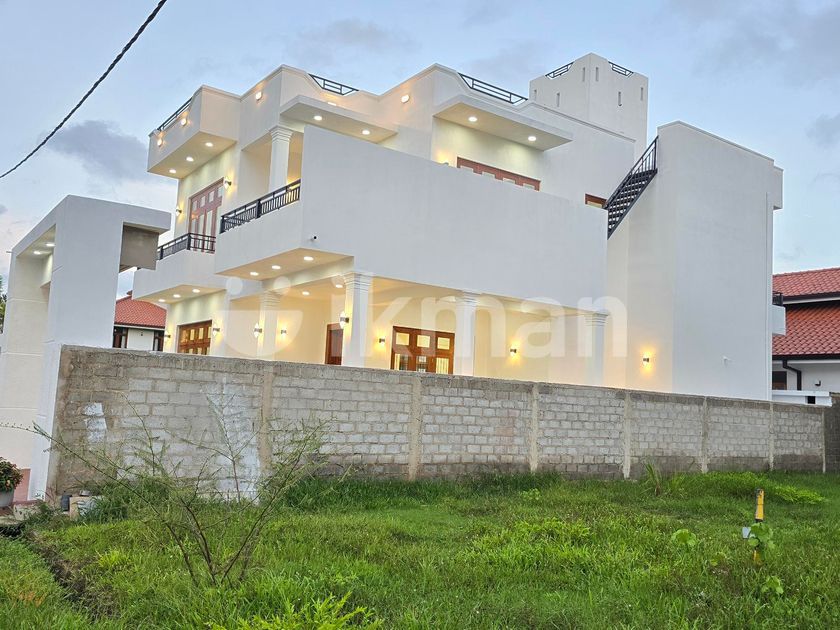 AA Brand New Luxury Modern House For Sale in Negombo | ikman