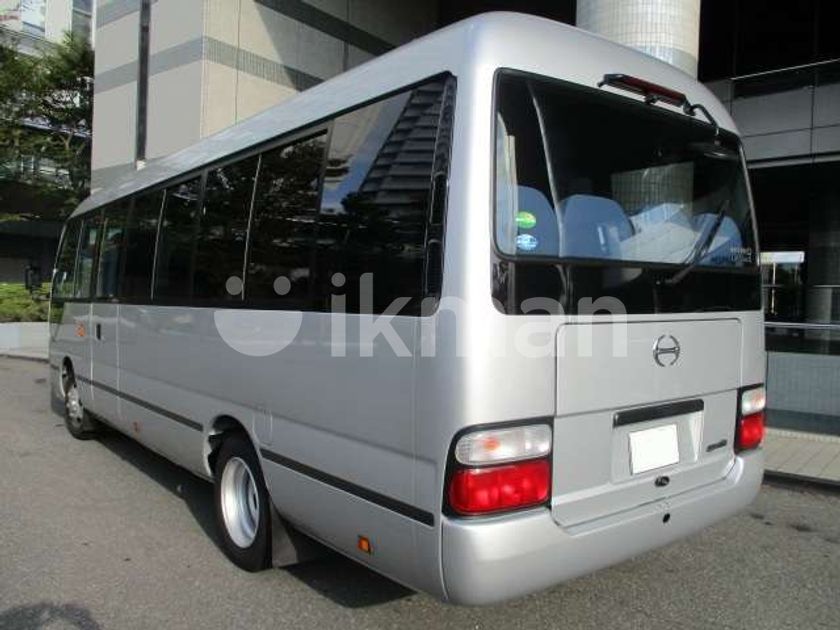 AC coaster rosa bus for hire in Katunayake | ikman