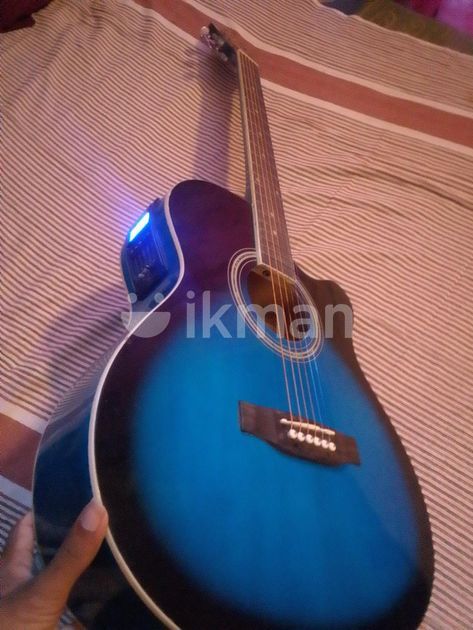 Acoustic Box Guitar for Sale in Wattala | ikman