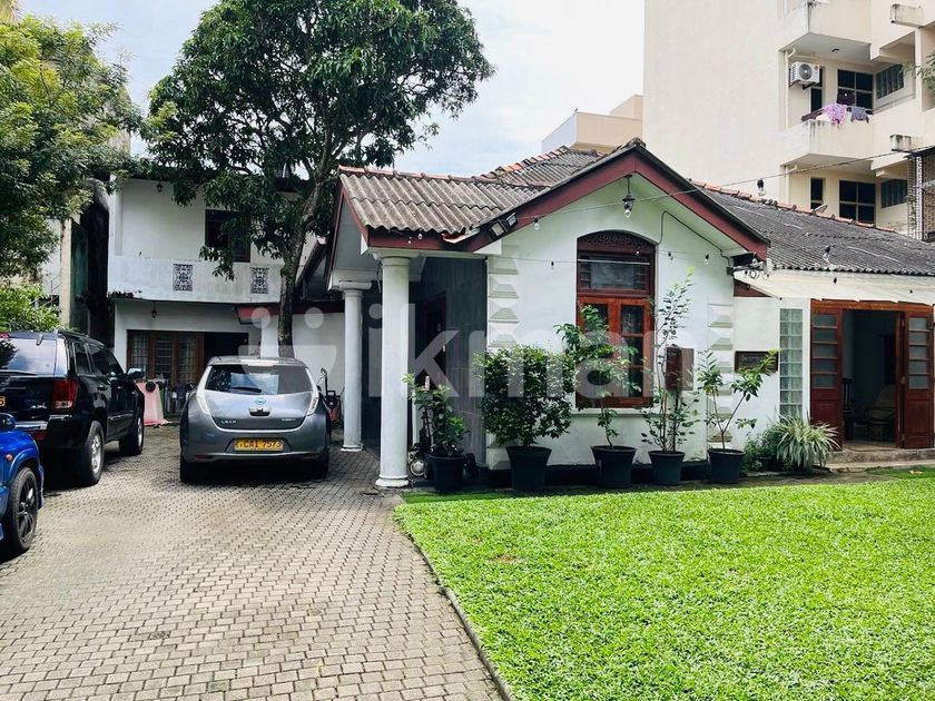 (AF477) 19 P Land With Antic Type Good House For Sale At Colombo 04 | ikman