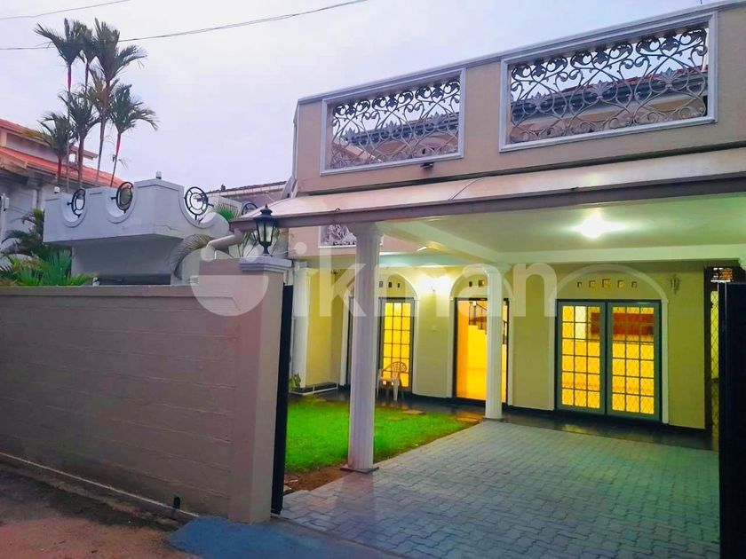 (AFA807) 8 P with 02 Story House Sale at 30 M to Pagoda Road Nugegoda ...