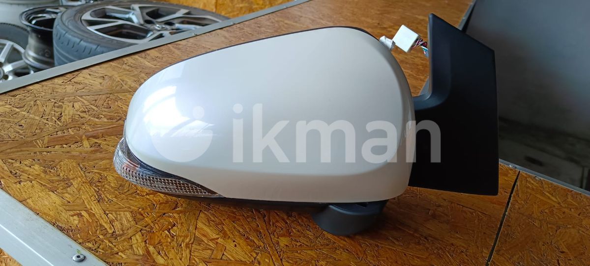 Aqua Winker Mirror for Sale in Nugegoda | ikman