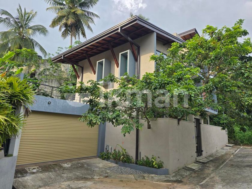 Architecture Designed 3 Story House For Sale In Thalawathugoda | ikman