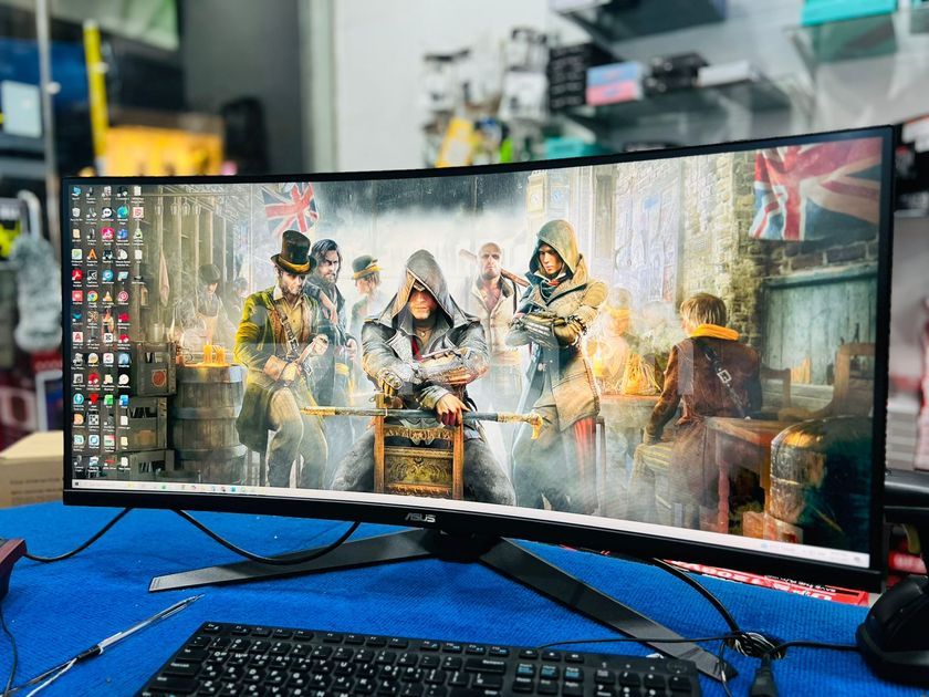 ASUS 34" 4K (3440 x 1440) 180HZ CURVED GAMING MONITOR - NEW for Sale in ...