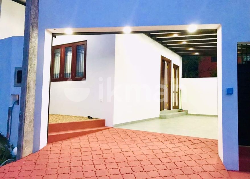 Athurugiriya නිවාසයක් විකිණීමට | ikman