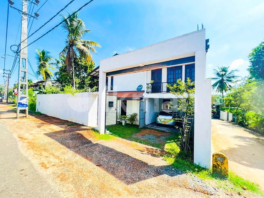 අතුරුගිරිය සුපිරි දෙමහල් නිවස විකිණීමට | ikman