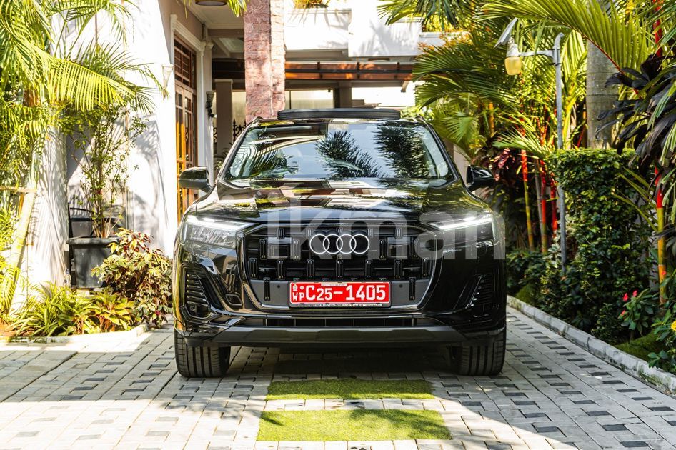 Audi Q7 S Line Quattro 2025 for Sale in Colombo 4 | ikman