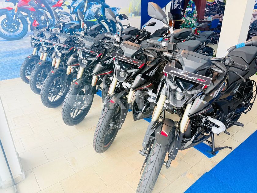 Bajaj Pulsar N160 Premium 2026 for Sale in Kelaniya | ikman
