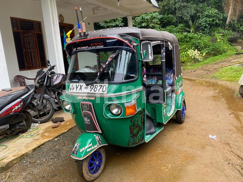Bajaj RE Three Wheeler 2012 in Ingiriya | ikman