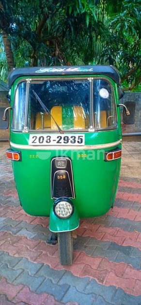 Bajaj RE THREE WHEEL 1999 in Akkarepattu | ikman