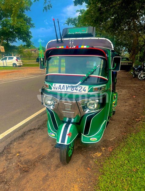 Bajaj RE Three Wheeler 2015 for Sale in Battaramulla | ikman