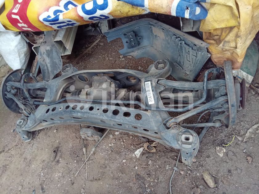 Benz W124 W210 W202 Rear difaranshall Axle frame with rubber mount arms ...