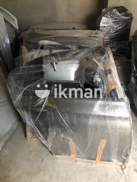 BMW 318I F30 Rear RHS Door panel for Sale in Rajagiriya | ikman