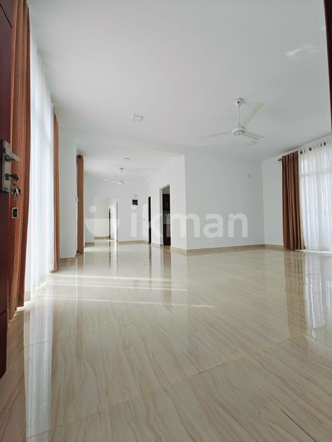 Brand New 2nd Floor House for Rent in Moratuwa | ikman