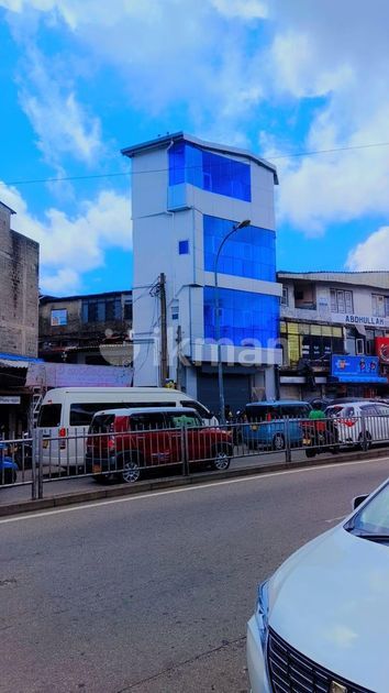 Brand New Four Story Building for Rent in Maradana | ikman