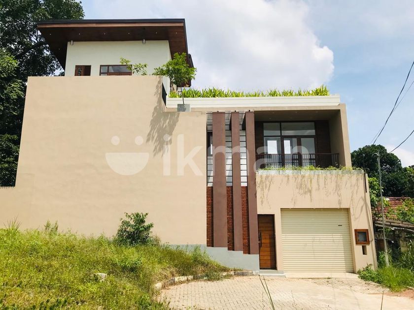 Brand New House For Sale in Malabe junction | ikman