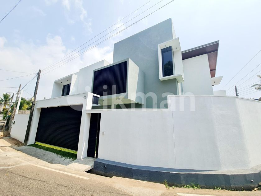 Brand New Luxury 3 Story House For Sale In Battaramulla | ikman