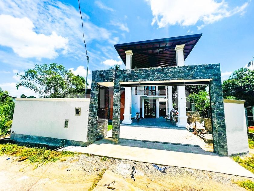 Brand New Luxury House Sale Malabe | ikman