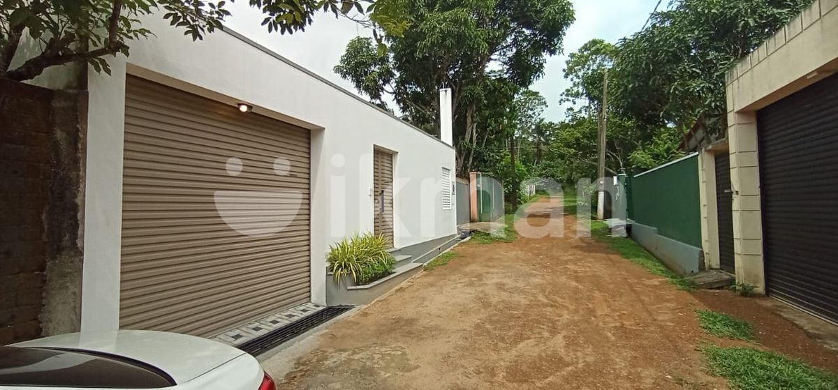 BRAND NEW SINGLE HOUSE FOR SALE IN KASBAWA | ikman
