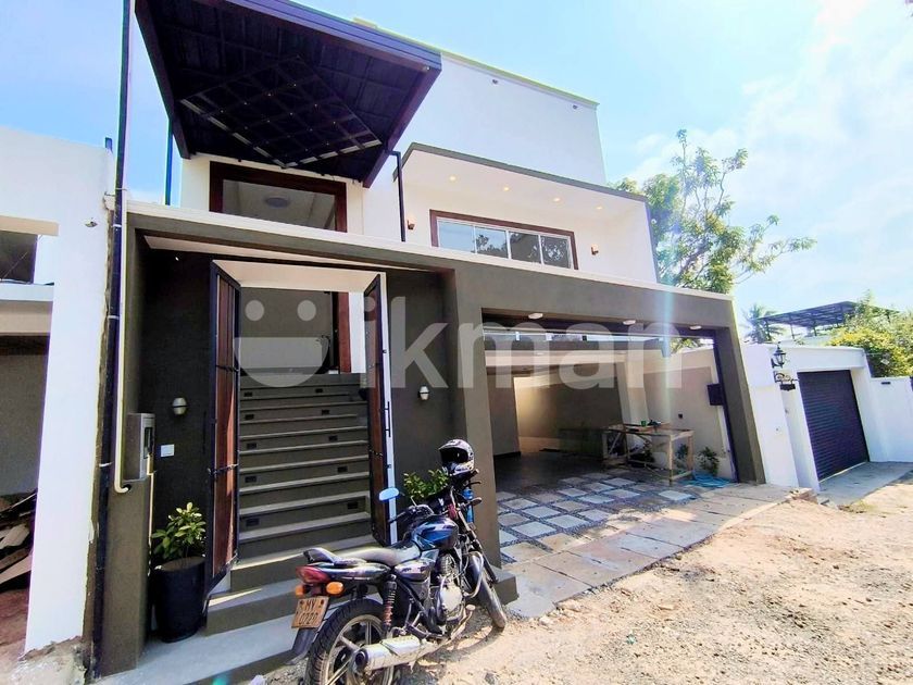 Brand New Two Storyed Luxury House For Sale In Malabe | ikman