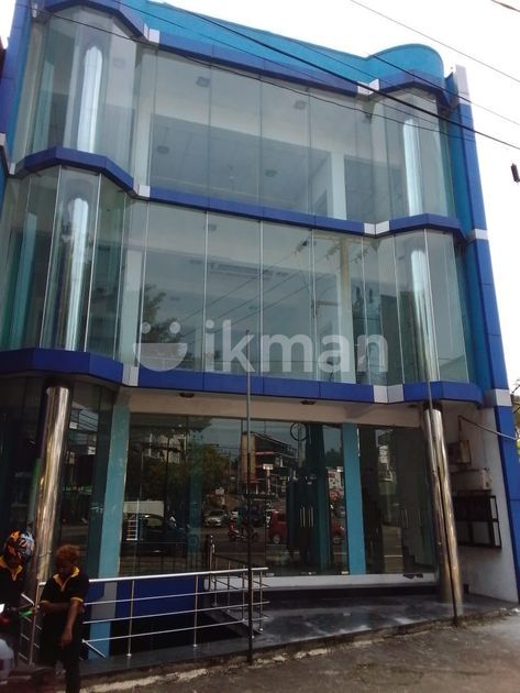 Building Space for Rent in KIribathgoda Mahara Facing to the Kandy Road ...