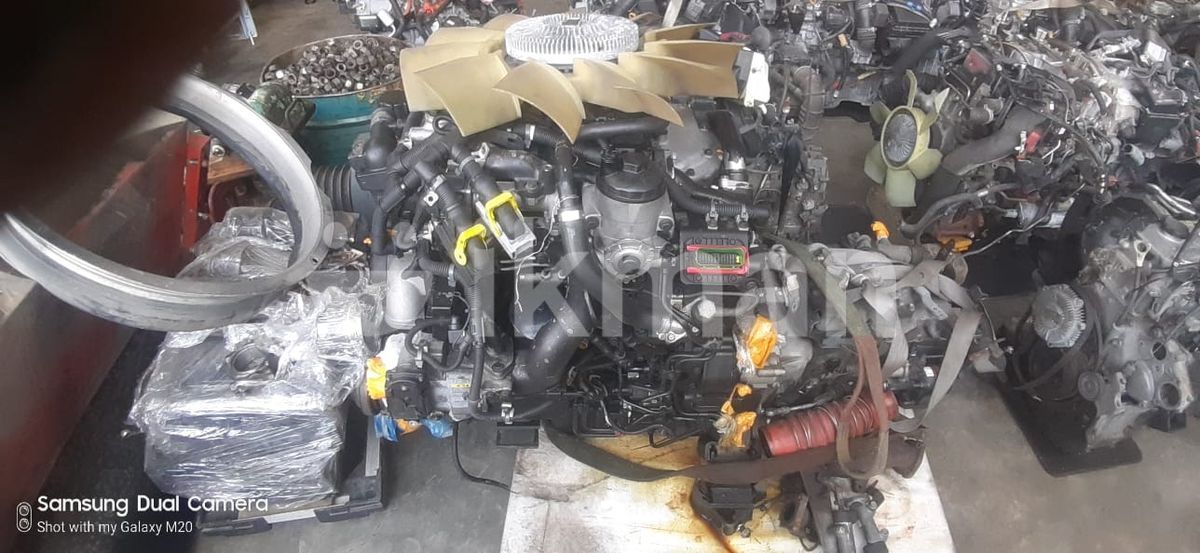 Caravan E25 Engine with Gear Box -ZD30 for Sale in Kelaniya | ikman