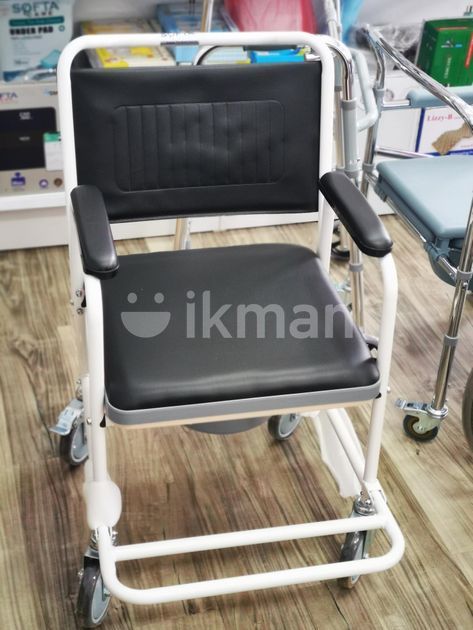 Commode Chair With Castor Wheels for Sale in Mount Lavinia | ikman