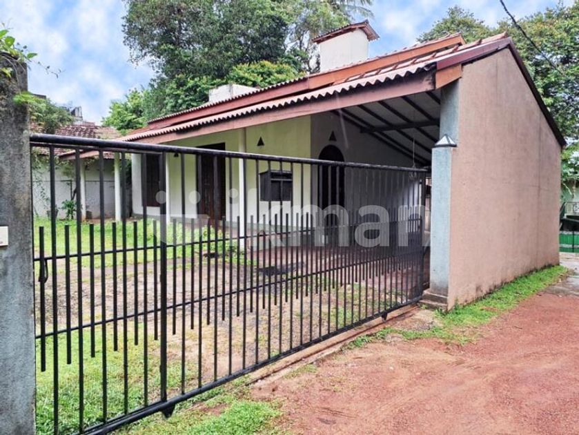 Complete Solidly Built Two-Storey House for Sale in Kandana. | ikman
