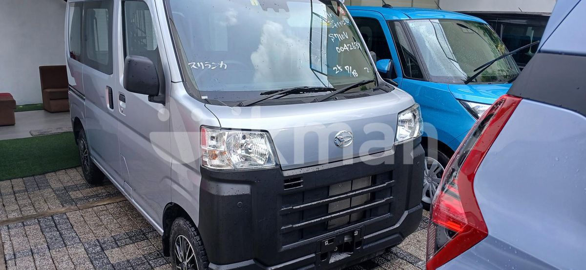 Daihatsu Hijet Safety van 2023 | Pannipitiya | ikman