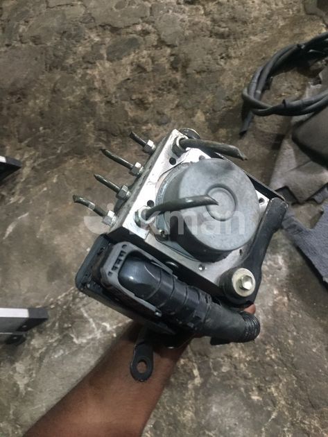 Daihatsu S320 ABS Unit in Wattala | ikman