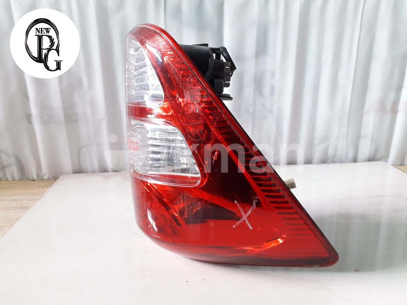Daihatsu Terios J200G Tail Light for Sale in Kurunegala City | ikman