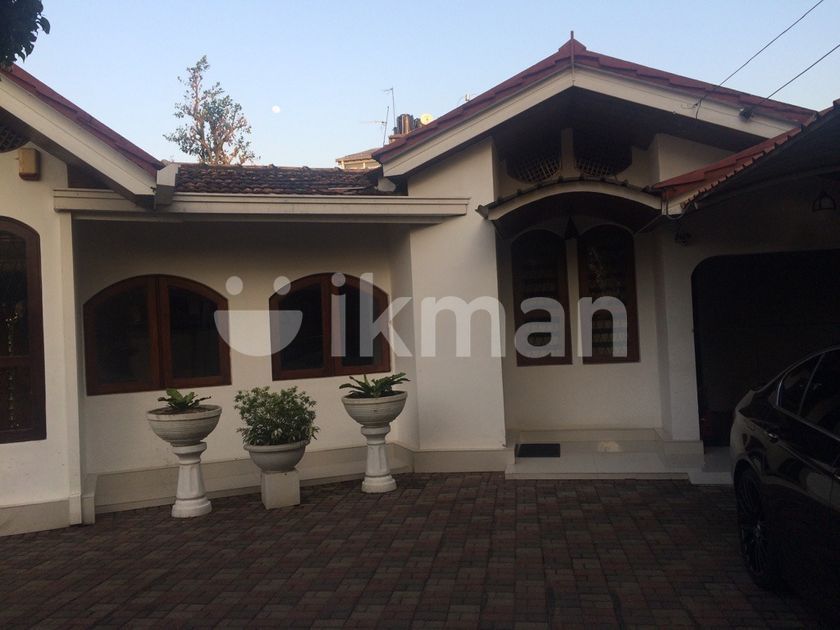 Dehiwala Nadimala Luxury Furnished House available For Rent | ikman