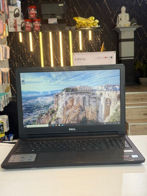 DELL INSPIRON INTEL CORE I5 7TH GEN 4GB RAM 512GB SSD AMD RADEON ...
